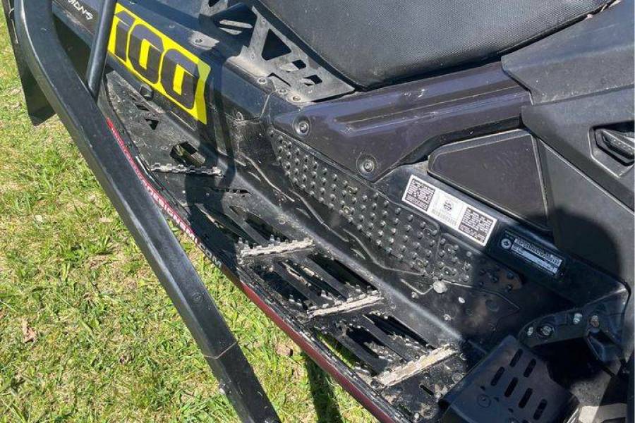 2021 Ski-Doo MXZx 600RS