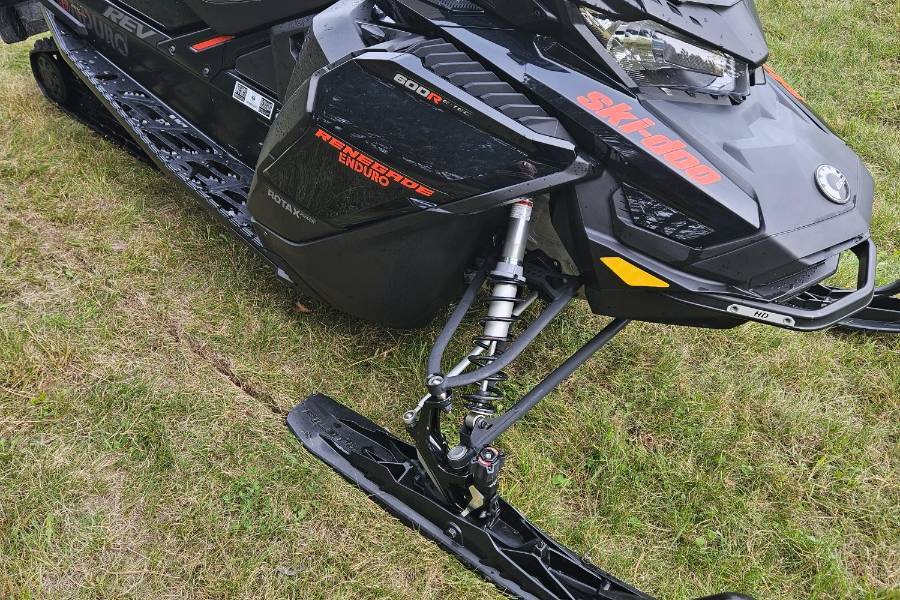 2019 SKI DOO RENEGADE ENDURO 600R ETEC