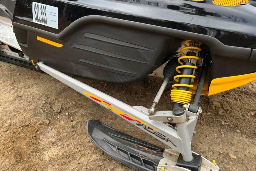 2004 SkiDoo mxz 380 fan rev 380 Will Trade