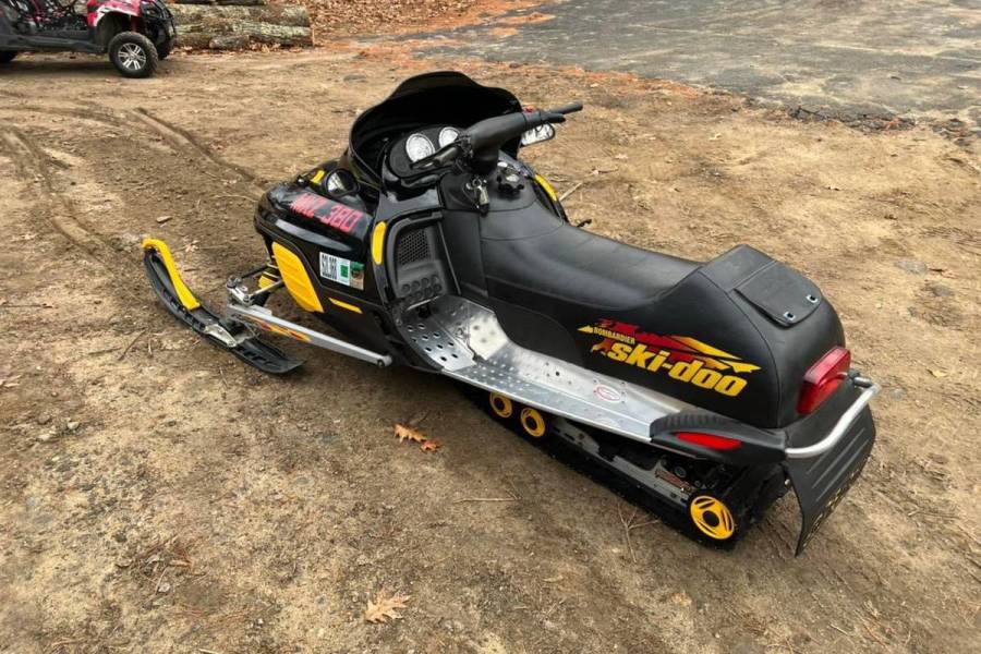 2004 SkiDoo mxz 380 fan rev 380 Will Trade