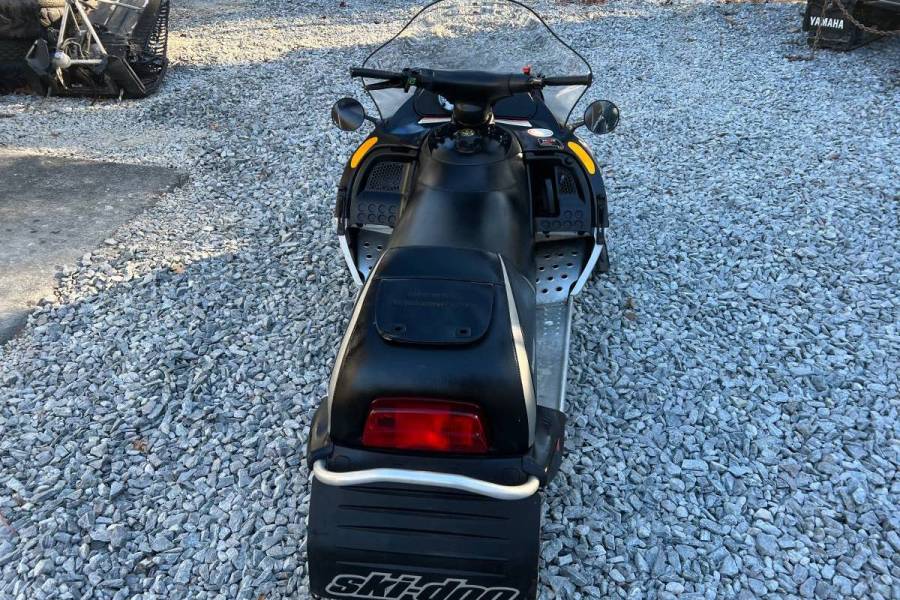 2002 SkiDoo Legend 380 elec rev Will Trade