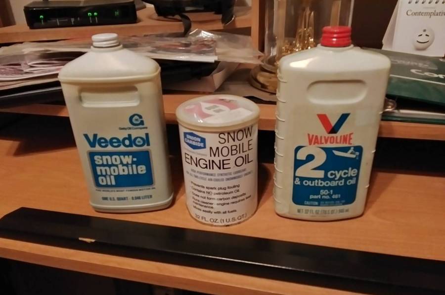 VALVOLINE SNOWMOBILE OIL BOTTLE $15